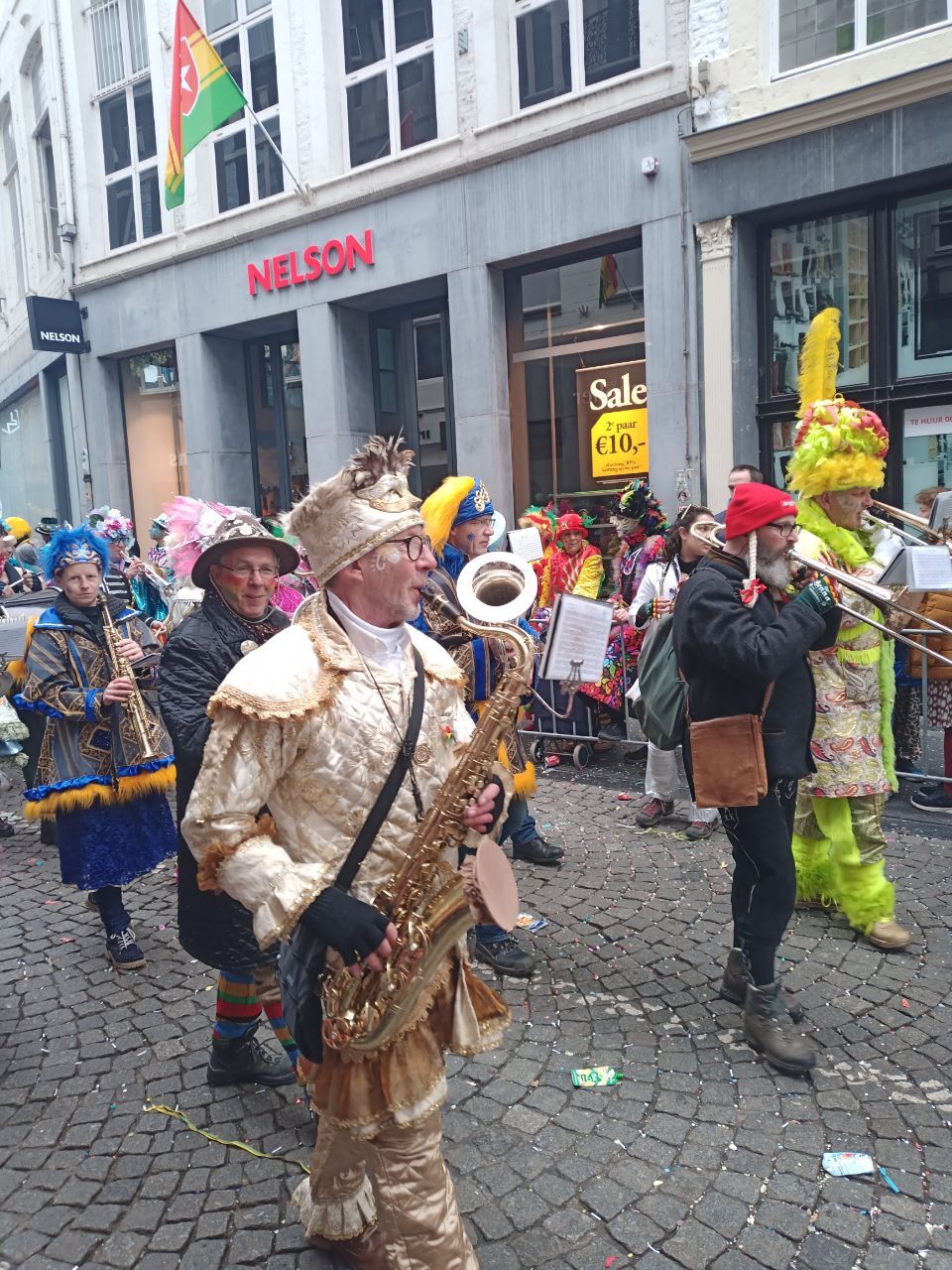 Странные привычки голландцев, которые вас удивят (и шокируют) - 18.03.25 15:25 | Пикабу