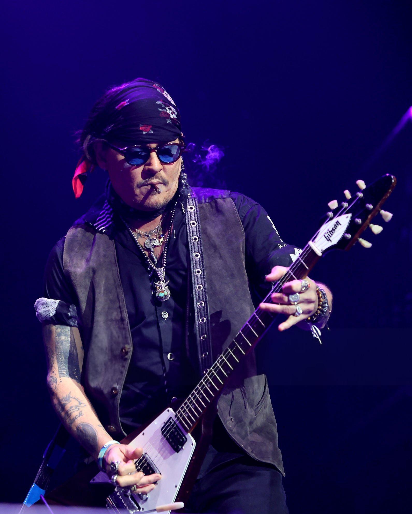 Джонни Депп на концерте Элиса Купера в Лондоне | Пикабу